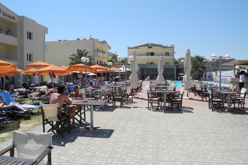 Hotel Neptuno Beach, Řecko Kréta - 15 790 Kč (̶2̶6̶ ̶3̶8̶6̶ Kč) Invia