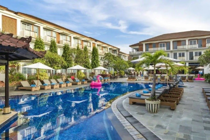 Hotel Sol by Melia Bali Kuta, Bali Kuta Beach - 26 880 Kč Invia